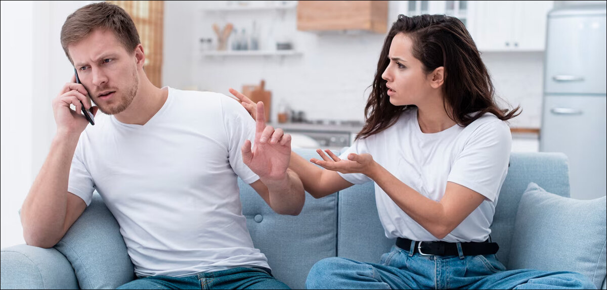 All about Phubbing: The Latest Tech Epidemic - Sify